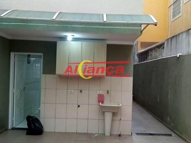 SOBRADO COM 3 DORMITÓRIOS SENDO 1 SUITE A VENDA, 120 m² Vila Maria Luiza GUARULHOS/SP