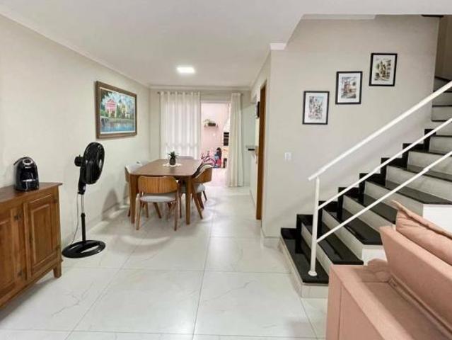 Sobrado com 3 dormitórios Sendo 1 suite à venda, 120 m² por R$ 752.000 Condomínio Belle Ville Ita