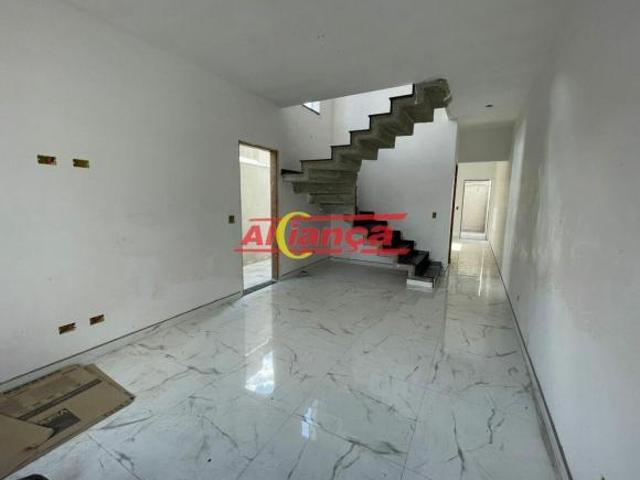 SOBRADO COM 3 DORMITÓRIOS SENDO 1 SUITE A VENDA, 125 m²Jardim Santa Clara GUARULHOS/SP