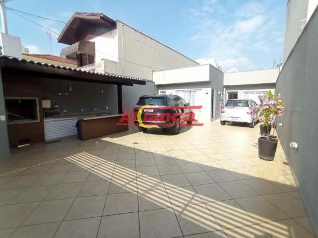 SOBRADO COM 3 DORMITÓRIOS SENDO 1 SUITE A VENDA, 150 m² Vila Progresso GUARULHOS/SP