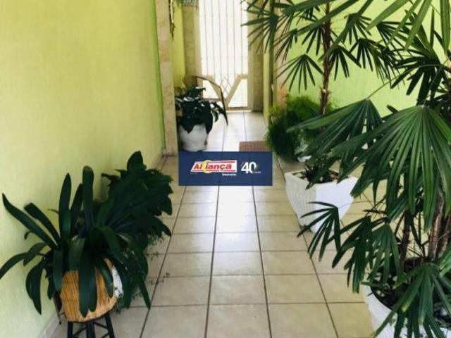 SOBRADO COM 3 DORMITÓRIOS SENDO 1 SUITE A VENDA, 155 m²Vila Rosália GUARULHOS/SP