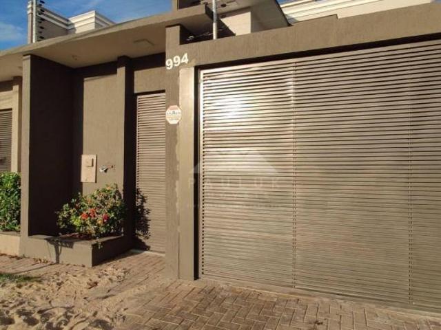 Sobrado com 3 dormitórios, sendo 1 suíte à venda, 166 m² por R$ 1.100.000 Jardim Residencial Bela