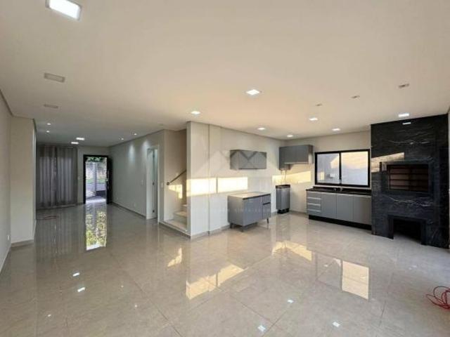 Sobrado com 3 dormitórios, sendo 1 suíte, à venda, 174 m² por R$ 750.000 Jardim São Roque Foz do