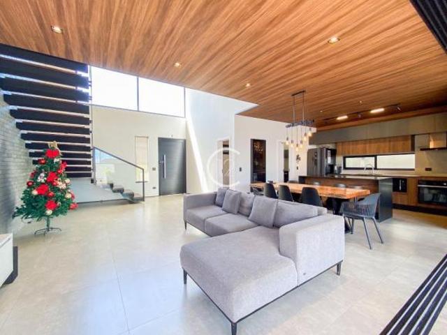 Sobrado com 3 dormitórios sendo 1 suíte, à venda, 216 m² por R$ 1.750.000 Reserva Ruda São Jos