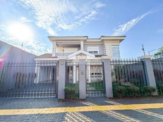 Sobrado com 3 dormitórios sendo 1 suíte à venda, 272 m² por R$ 1.660.000 Três Lagoas Foz do Igua