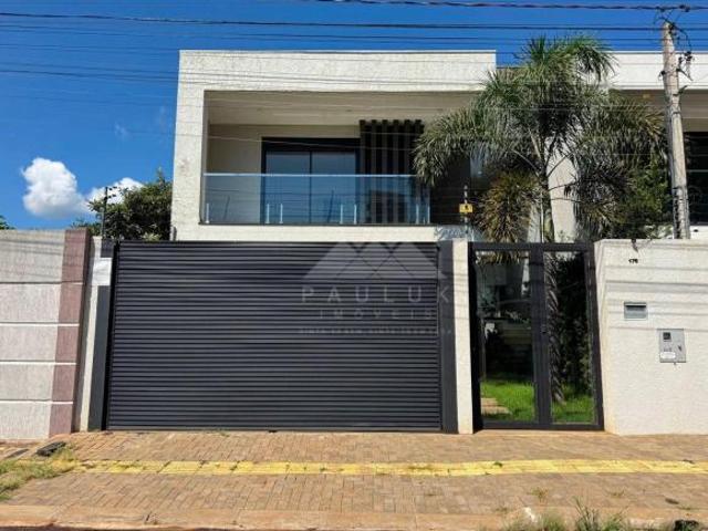 Sobrado com 3 dormitórios, sendo 1 suíte, à venda, 298 m² por R$ 2.100.000 Vila A Foz do Iguaçu/