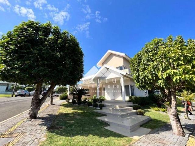 Sobrado com 3 dormitórios sendo 1 suíte à venda, 328 m² por R$ 2.300.000 Condominio Country Iguaçu