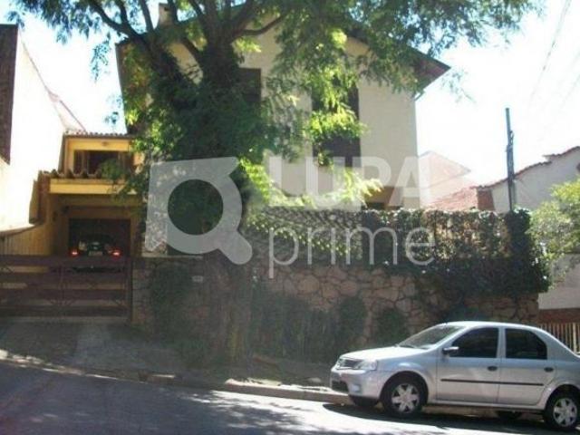 Sobrado com 3 dormitórios sendo 1 suíte á venda Vila Ester