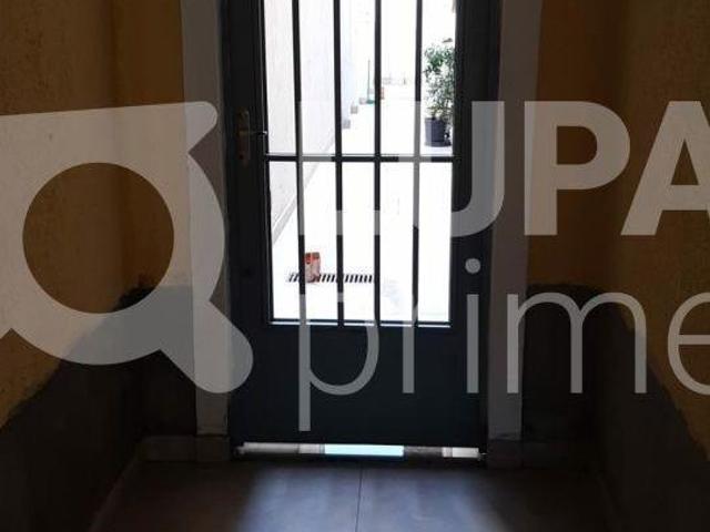 Sobrado com 3 dormitórios sendo 1 suíte á venda na Vila Mazzei