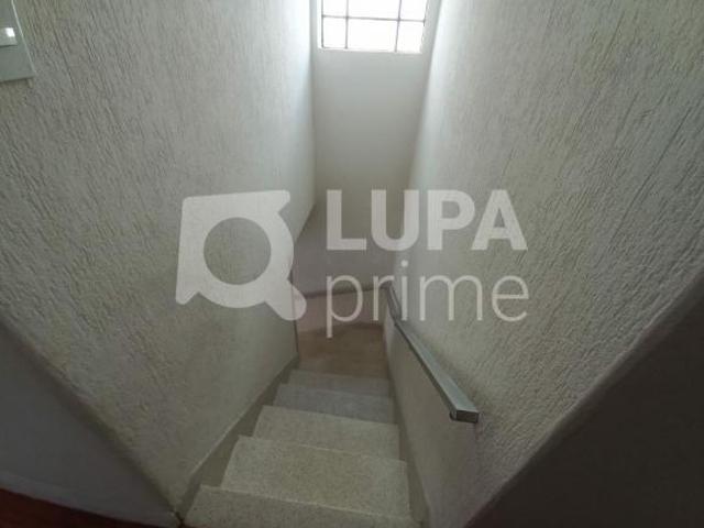 Sobrado com 3 dormitórios sendo 1 suíte á venda na Vila Isolina Mazzei