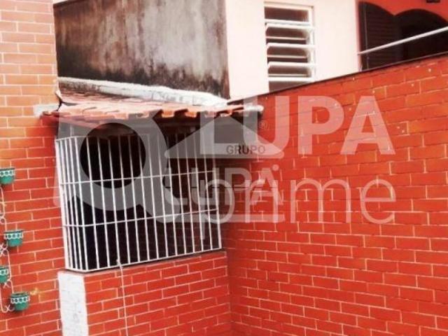 Sobrado com 3 dormitórios sendo 1 suíte á venda no Tremembé