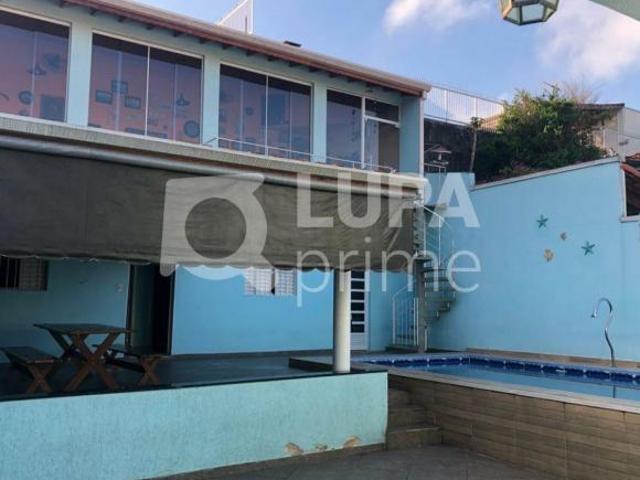 Sobrado com 3 dormitórios sendo 1 suíte á venda no Tucuruvi