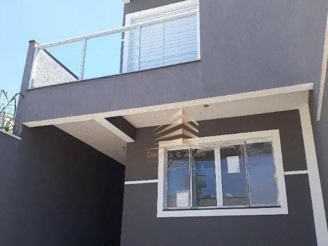 Sobrado com 3 dormitórios sendo 1 suíte e 4 vagas à venda, 100 m² por R$ 800.000 Jardim Santa Clar