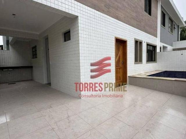 Sobrado com 3 dormitórios sendo 1 suíte, Quintal, Churrasqueira e Piscina à venda, 140 m² por R$ 1.4