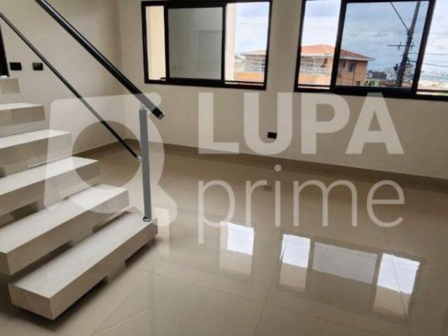 Sobrado com 3 dormitórios sendo 3 suítes á venda na Vila Constança!