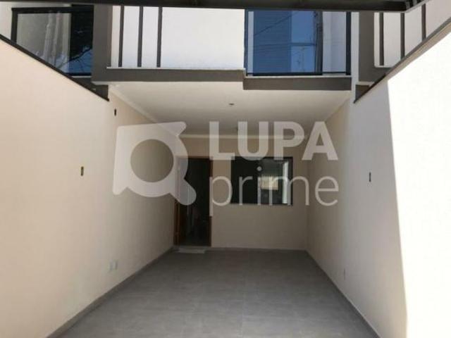 Sobrado com 3 dormitórios sendo 3 suítes á venda na Vila Isolina Mazzei