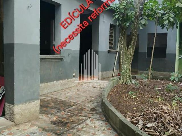 Sobrado com 3 dormitórios 04 Vagas com 02 Salões Comerciais no Jabaquara !