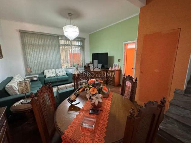 Sobrado com 3 dormitórios, 1 suíte, 3 vagas, salão de festas e 165 m², na Penha