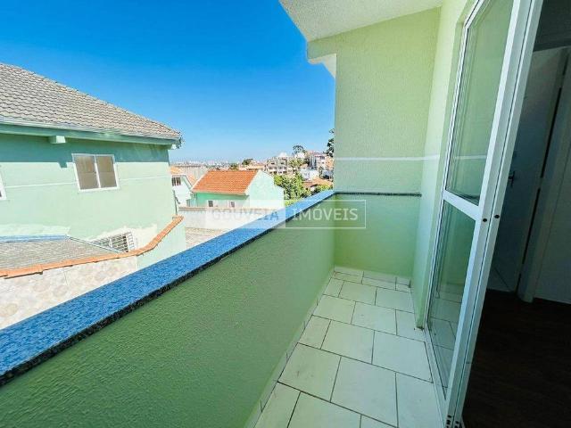 Sobrado Com 3 Dormitórios, 1 Suíte, 112,72 m², Aluguel de R$3.450 + Taxas Uberaba, Curitiba Pr