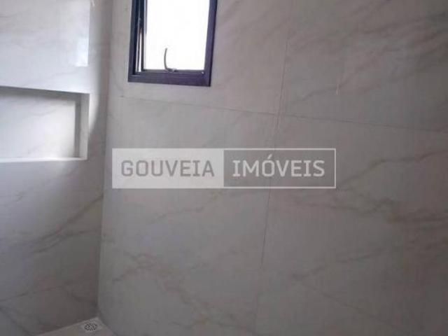 Sobrado com 3 Quartos, 1 Suíte, 140M², à Venda por R$ 849.000,00 Capão Raso, Curitiba Pr