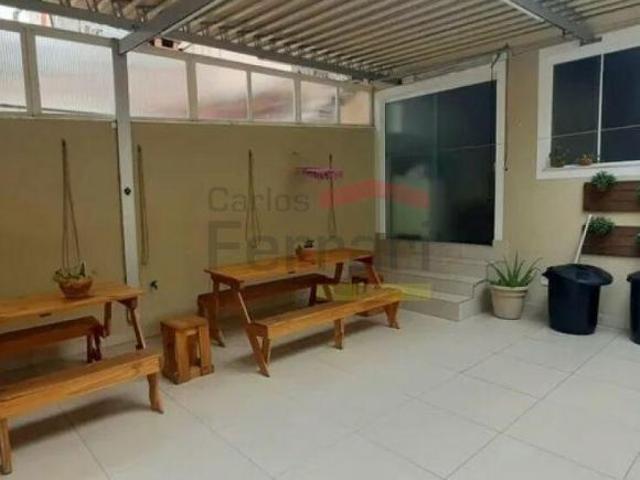 Sobrado com 3 dormitórios / 1 suíte /2 vagas na Vila Mazzei
