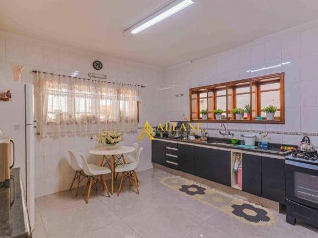 Sobrado com 3 dormitórios, 1 suíte à venda, 259 m² por R$ 1.280.000 Jardim Pagliato Sorocaba/SP