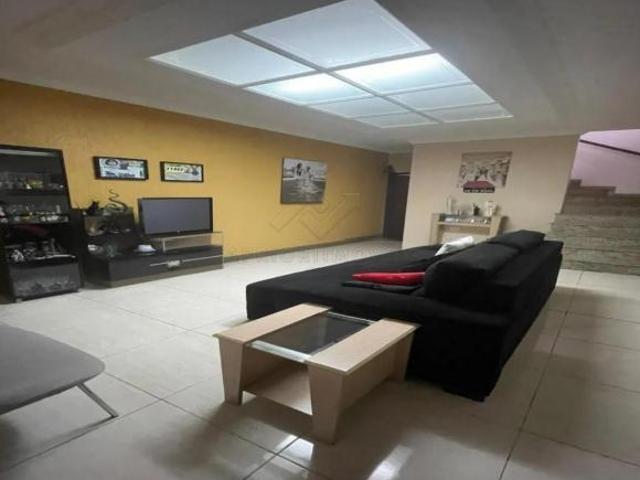 Sobrado com 3 dormitórios 1 suíte à venda e locação, 154 m² de área útil na Vila Scarpelli Santo