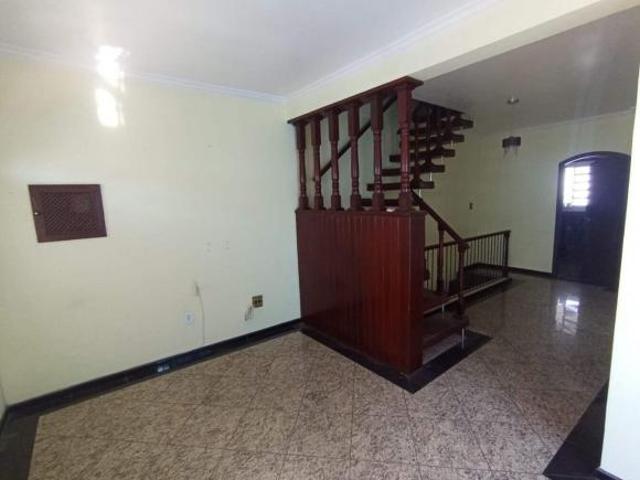Sobrado com 3 dormitórios, 303 m² venda por R$ 1.200.000,00 ou aluguel por R$ 4.167,00/mês Campe