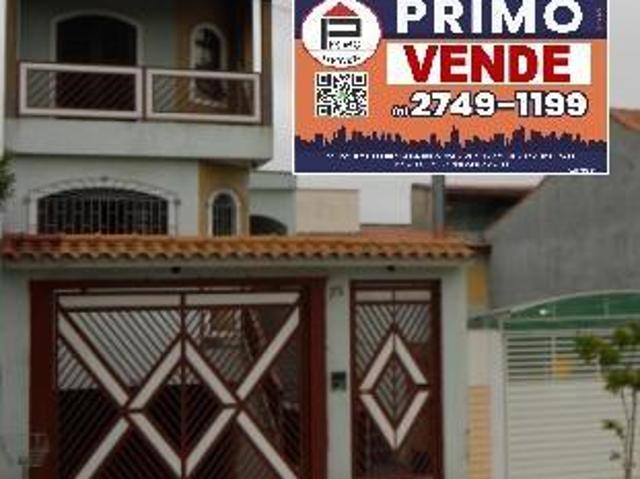 Sobrado com 3 dormitórios 300m2 de área construída