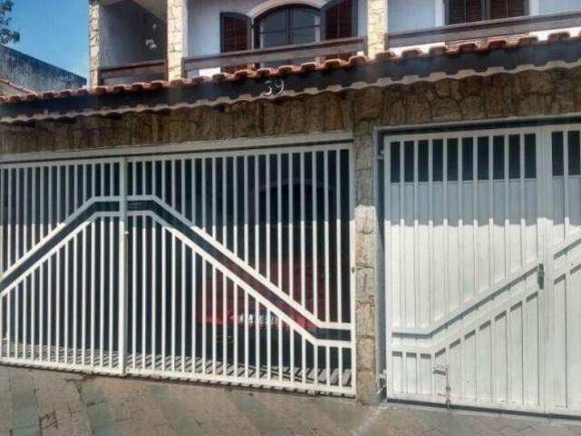 SOBRADO COM 3 DORMITÓRIOS