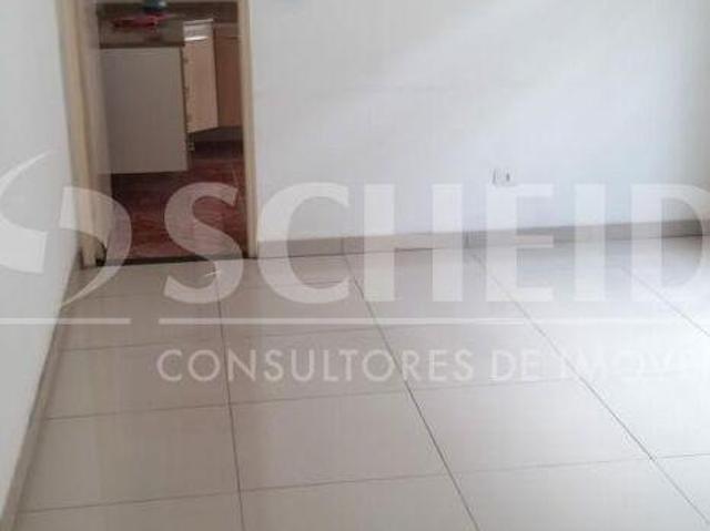 sOBRADO COM 3 DORMITORIS, 1 SUITE, 2 VAGAS, COPA, COZINHA E JARDIM