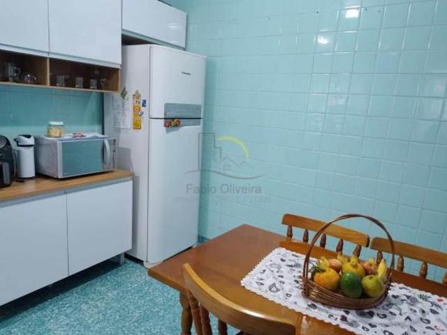 Sobrado com 3 dorms, Centro, São Vicente R$ 700 mil, Cod: 5123