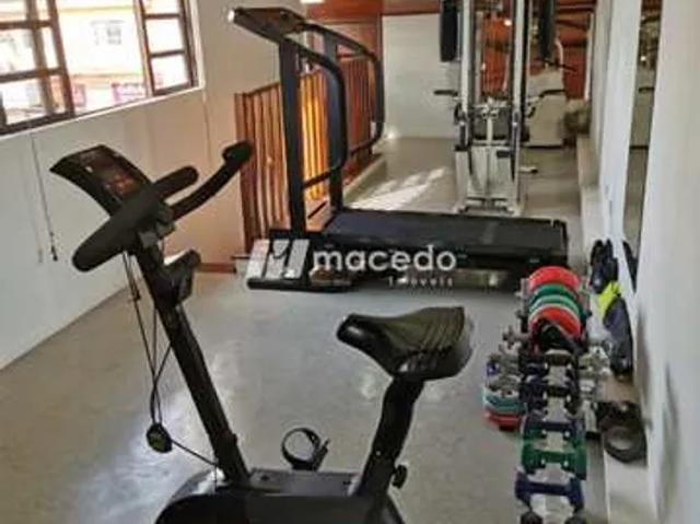 Sobrado com 3 dorms, Porteira Fechada