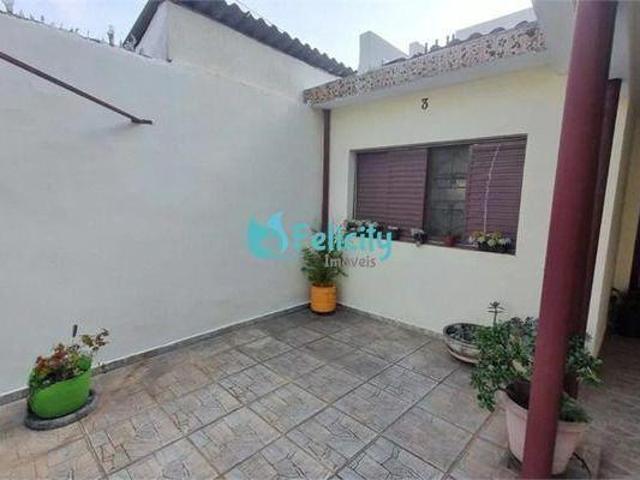 Sobrado com 3 dorms, 1 suíte, 2 vagas, 67m2 na Vila Mangalot