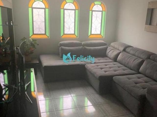 Sobrado com 3 dorms, 1 suíte, 4 vagas, 210m2 no Parque Maria Domitila
