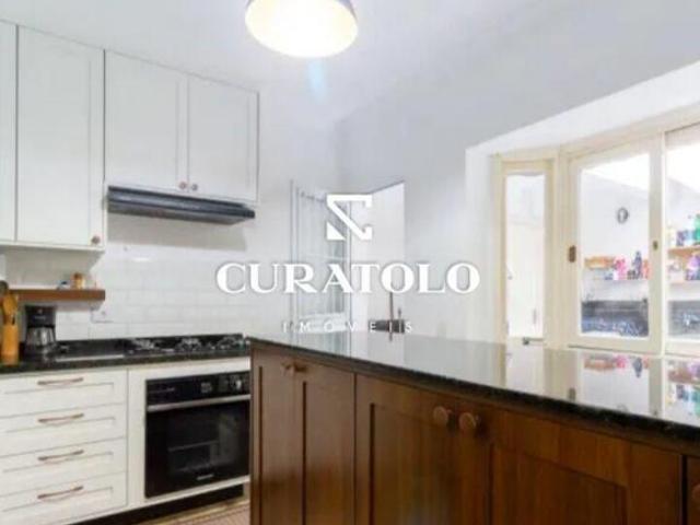 Sobrado com 3 dorms, 1 suíte, churrasqueira e 4 vagas cobertas Vila Alice, Santo André
