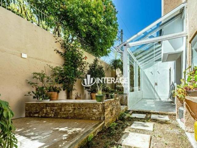 Sobrado com 3 quartoos à venda, 95 m² por R$ 595.000 Santa Felicidade Curitiba/PR