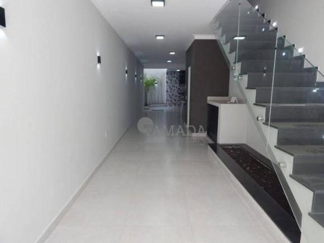 Sobrado com 3 Quartos 3 Suítes à venda, 171 m² por R$ 1.250.000 Taubaté São Paulo/SP