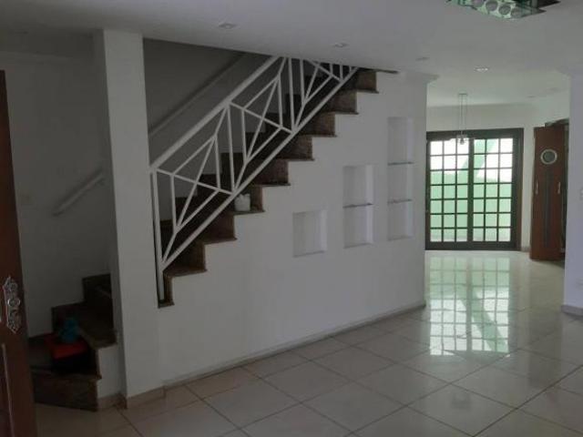 Sobrado com 3 quartos, 130m², à venda em São Paulo, Vila Nivi