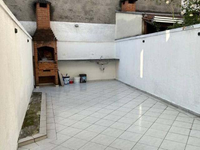 Sobrado com 3 quartos, 197 m²