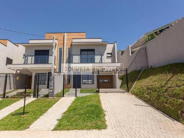 Sobrado com 3 Quartos, 1 Suíte, 103.56M², à Venda por R$ 699.000,00 Atuba, Curitiba Pr