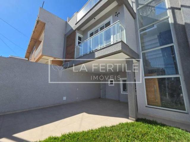 Sobrado com 3 Quartos, 1 Suíte, 138M², à Venda por R$ 910.000,00 Capão Raso, Curitiba Pr