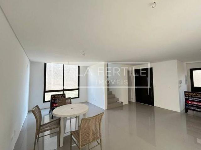 Sobrado com 3 Quartos, 1 Suíte, 143M², à Venda por R$ 1.300.000,00 Santa Felicidade, Curitiba Pr
