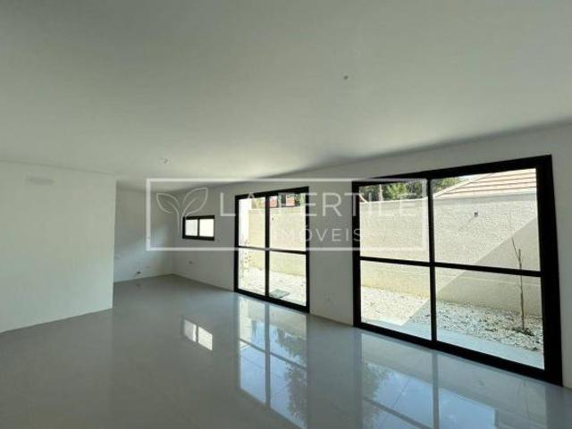 Sobrado com 3 Quartos, 1 Suíte, 144M², à Venda por R$ 1.350.000,00 Santa Felicidade, Curitiba Pr