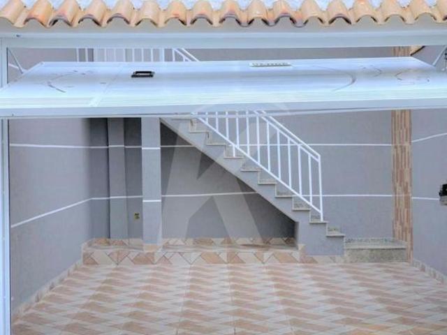 Sobrado com 3 quartos, 1 suíte, 2 Vagas de garagem, quintal, no Tucuruvi,Confira!