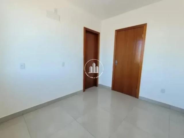 Sobrado com 3 Quartos 1 suíte com 108m² SERRARIA JMS
