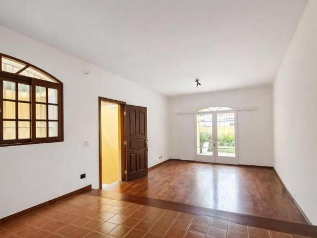 Sobrado com 3 quartos 1 suíte e 2 vagas à venda no Butantã, no Jardim Bonfiglioli