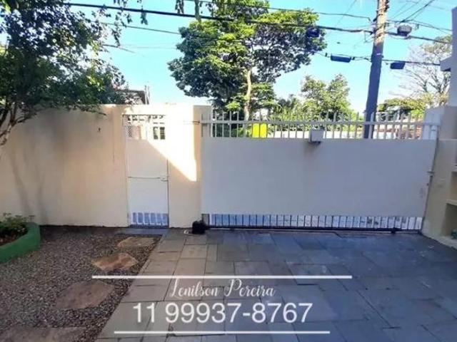 Sobrado com 3 quartos 1 suíte e 2 vagas no Bonfiglioli / Butantã. FL64
