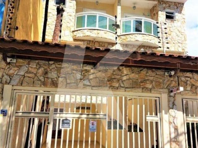 Sobrado com 3 quartos, 1 suite e 2 vagas na Vila Medeiros