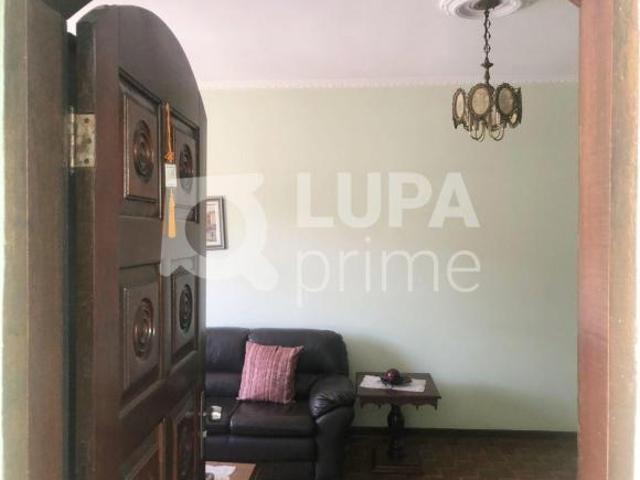 Sobrado com 3 quartos 1 suíte e 4 vagas de garagem à venda na Vila Maria
